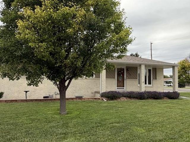 2223 Felten Dr, Hays, KS 67601
