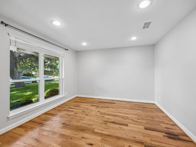 2223 Freeland Way