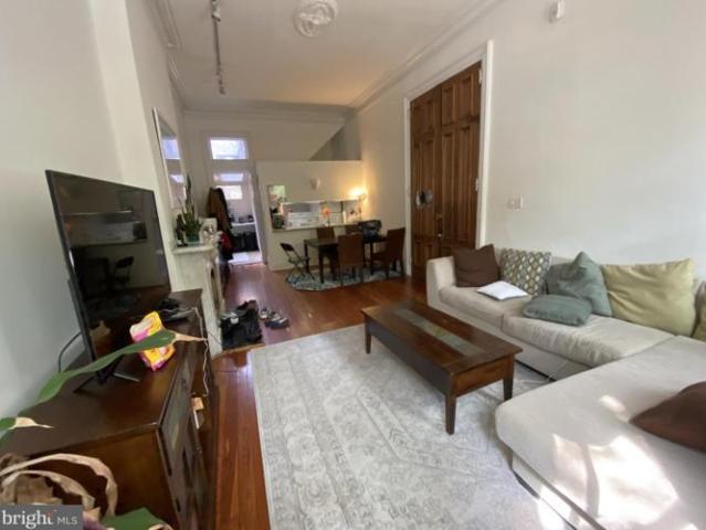 2223 Locust St #1, Philadelphia, PA 19103