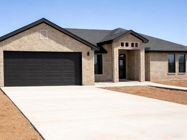 2223 Longhorn Dr, Midland, TX 79705