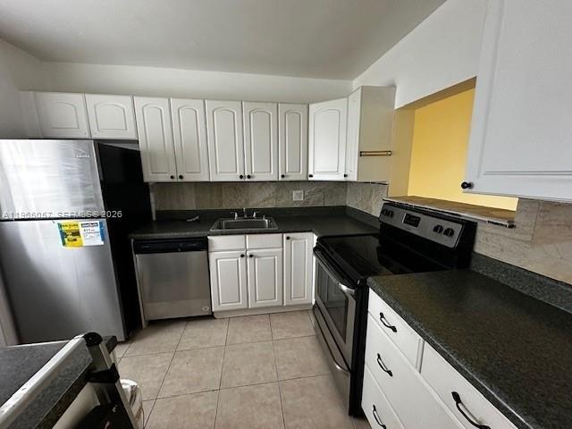 2223 Park Ln Apt 304, Hollywood, FL 33021