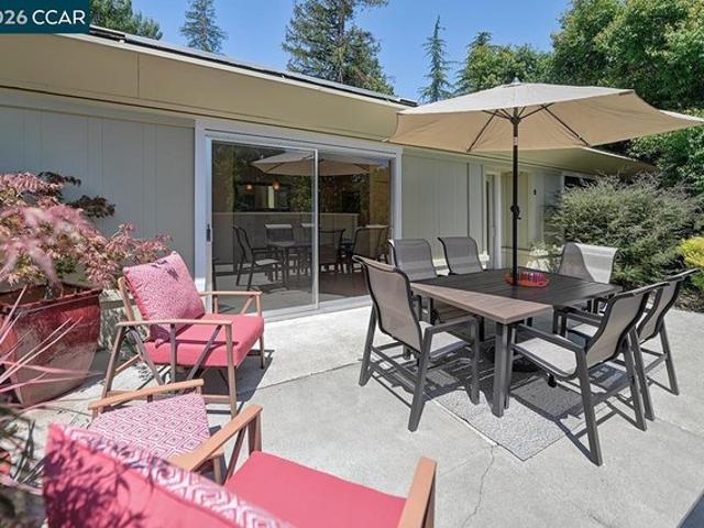2223 Tice Creek Dr Apt 2, Walnut Creek, CA 94595