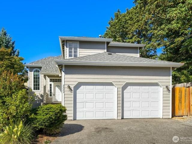 2223 63rd Ave NE, Tacoma, WA 98422
