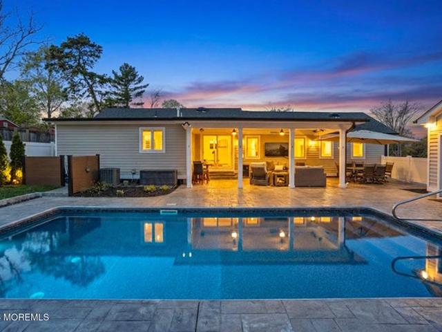 222 18th Ave, Brick, NJ 08724