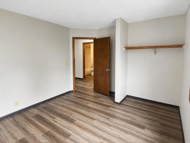222 6th Street SW # 2