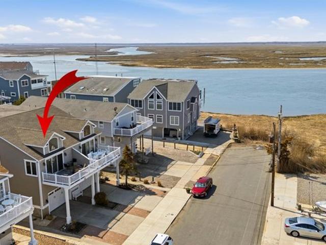 222 81st St Unit East, Sea Isle City, NJ 08243