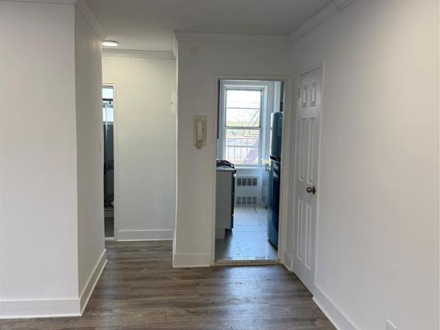 222 89 Braddock Avenue 3 E