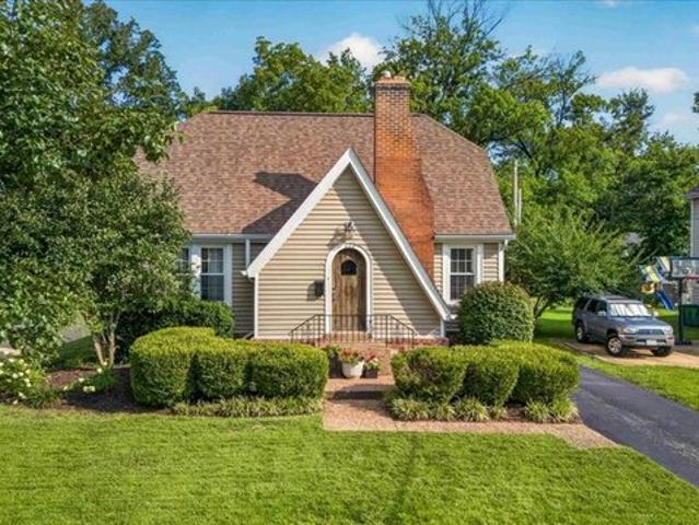 222 Central Ave, Webster Groves, MO 63119