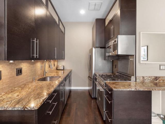 222 Clinton St # 13