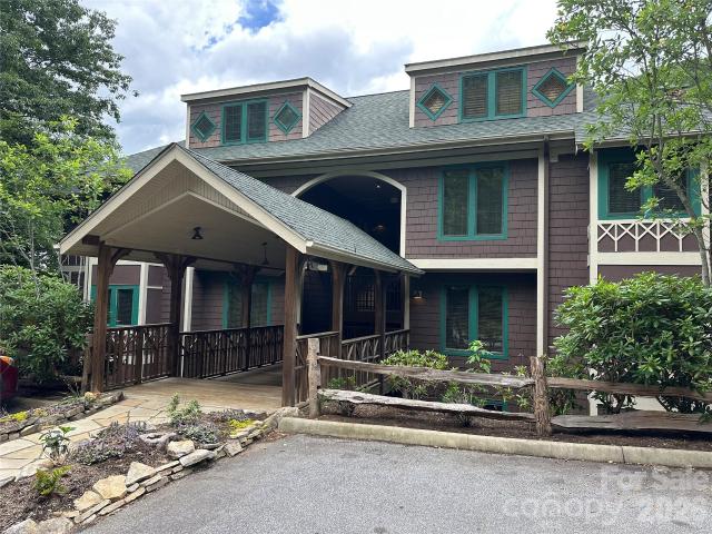 222 Creekside Way # D/101