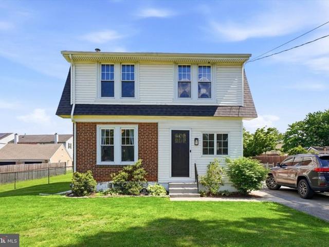 222 Crooked Ln, King of Prussia, PA 19406