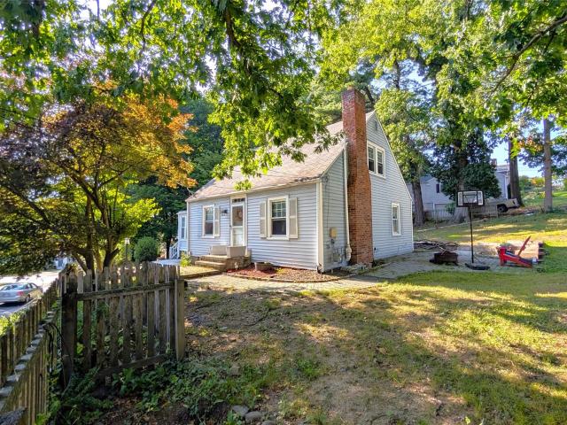 222 Gidney Avenue