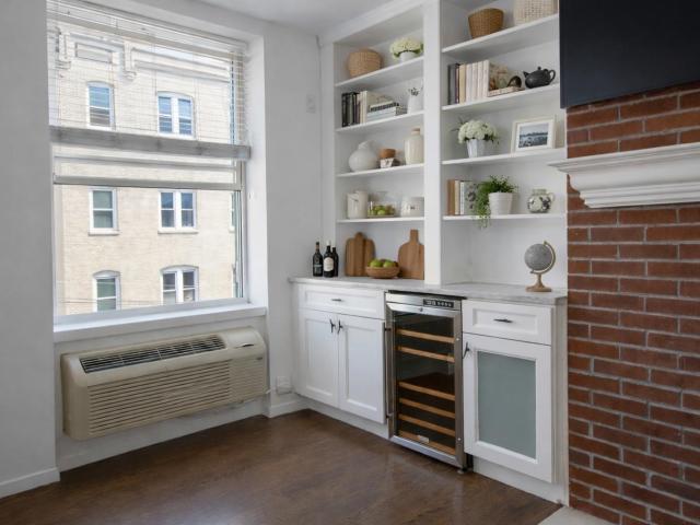 222 Grand St # 4F