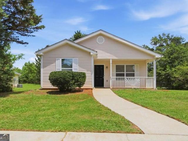 222 Dove Pl, Social Circle, GA 30025