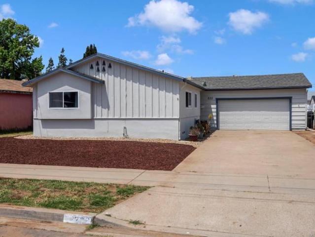 222 Dorado Ln, El Cajon, CA 92019