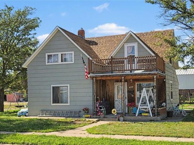 222 E 2nd St, Julesburg, CO 80737