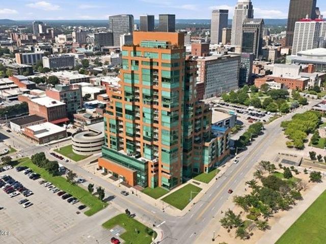 222 E Witherspoon St Unit 1601, Louisville, KY 40202