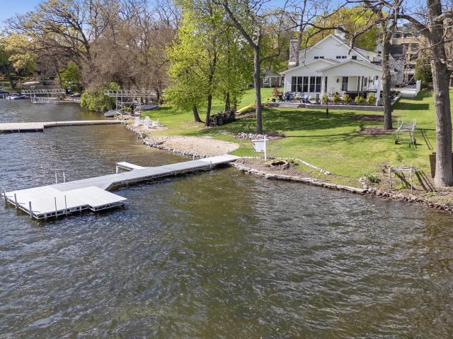 222 E Pleasant St