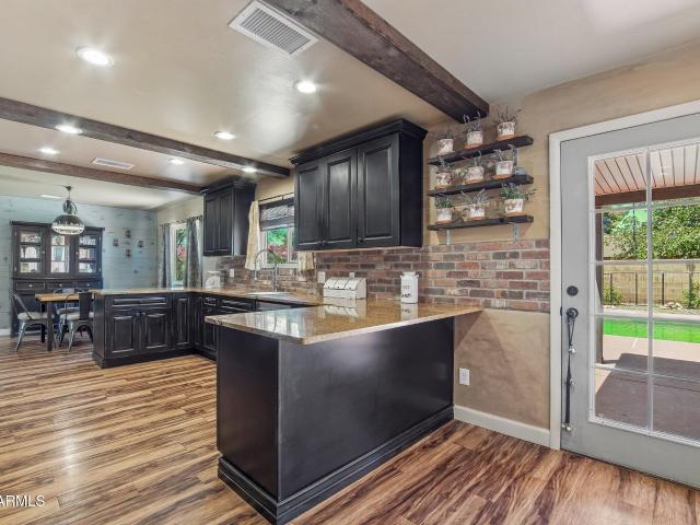 222 e silver creek road