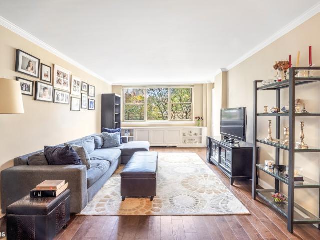 222 East 80th Street, New York, NY