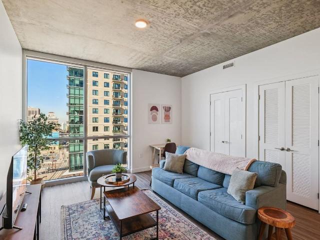 222 East Jefferson Street Studio Apartment for Rent at 222 E Jefferson St #1369271P, Phoenix, AZ 85004 Downtown Phoenix