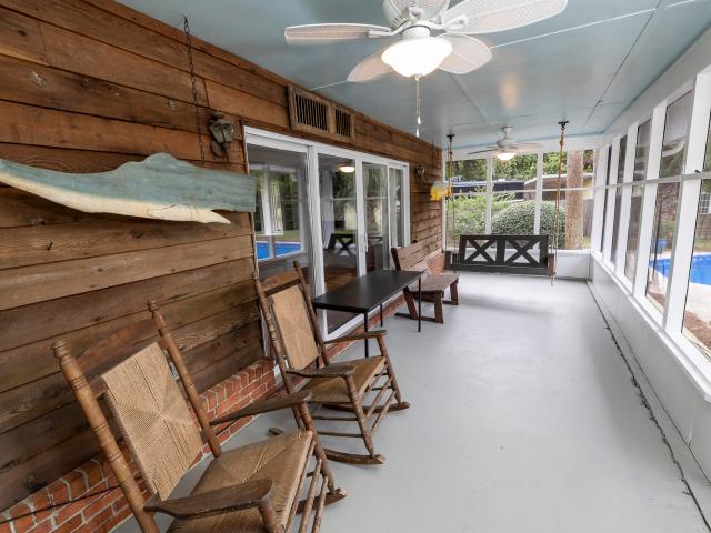 222 Forest Trail