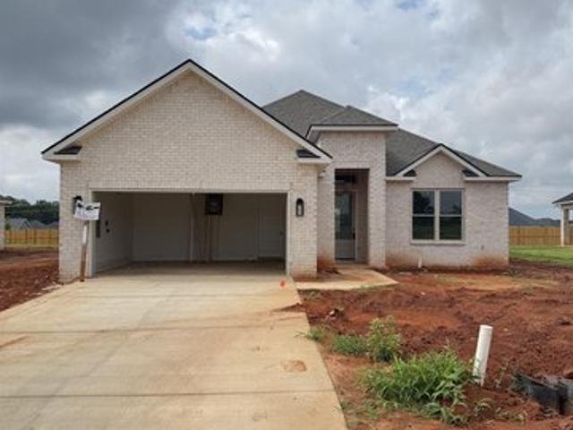 222 Farmland Cir, Perry, GA 31069