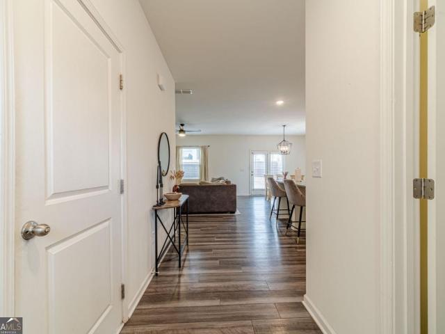 222 Knightsbridge Lane