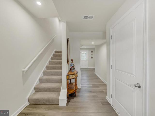 222 Hamilton Lane