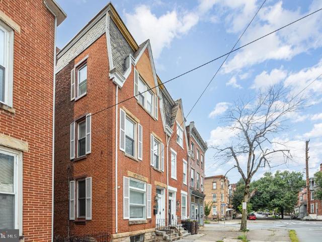 222 Harris Street