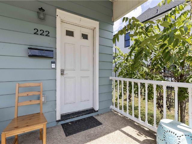 222 hastings ave