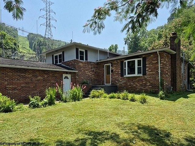 222 Helen St, Paden City, WV 26159