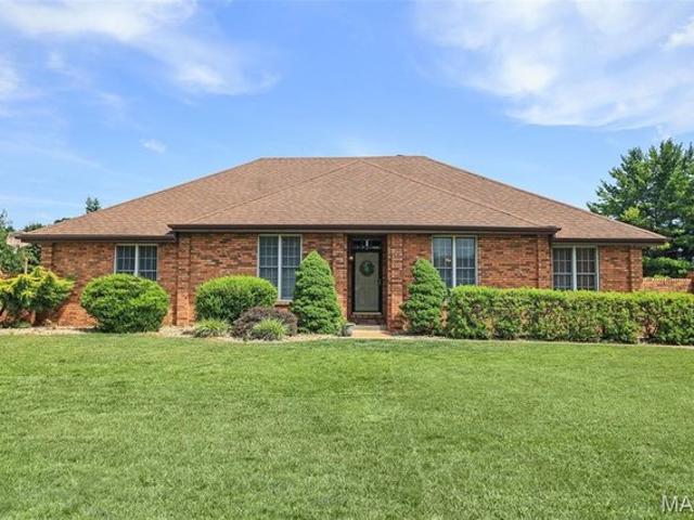 222 Hickory Rdg, Belleville, IL 62223