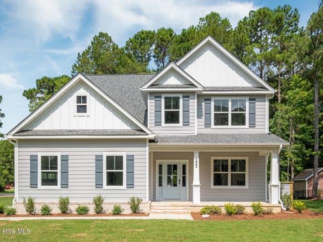 222 Iris Way, Hampstead, NC 28443
