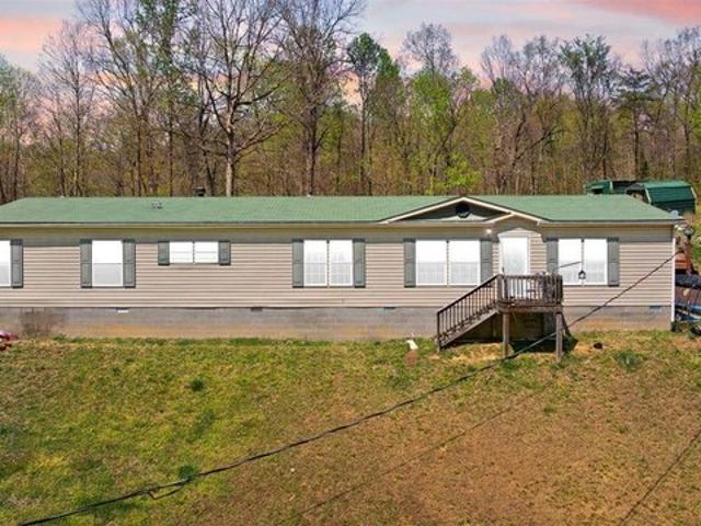 222 Jaggers Rd, Mammoth Cave, KY 42259