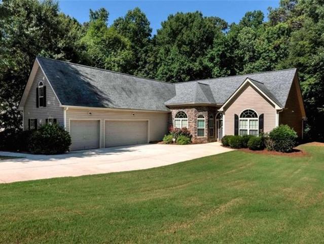 222 Jefferson Walk Cir, Jefferson, GA 30549