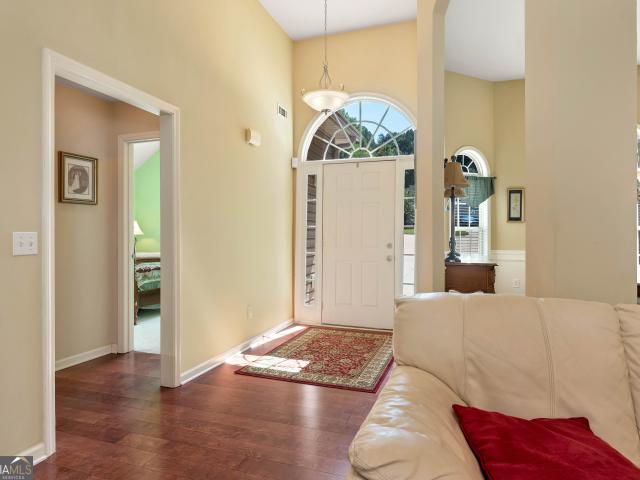 222 Jefferson Walk Circle