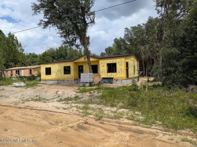 222 Ofarrell Ave, Interlachen, FL 32148
