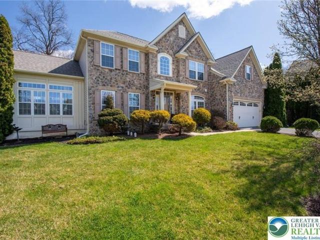 222 Lower Way Rd, Palmer Township, PA 18045