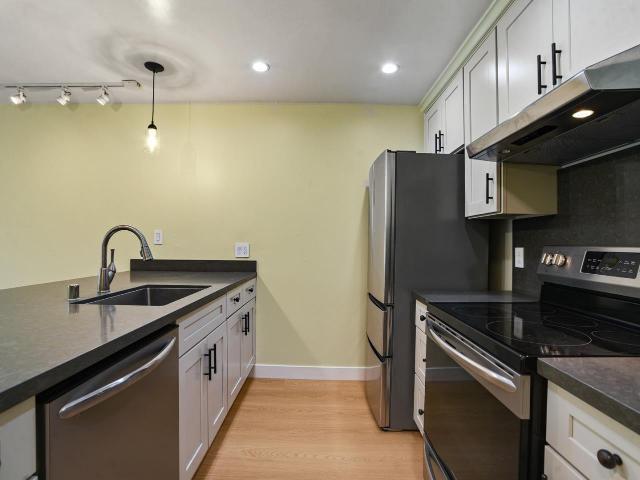 222 Laurel Street 105