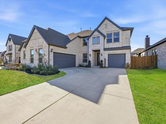 222 Lakewood Lane