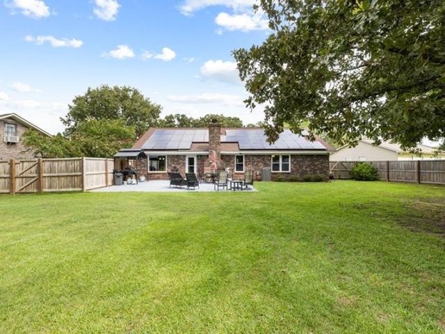 222 Mohican Cir, Summerville, SC 29483