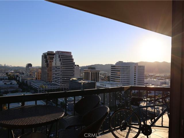 222 Monterey Rd, Unit 1603, Glendale, CA 91206 | MLS #GD26034 | Compass