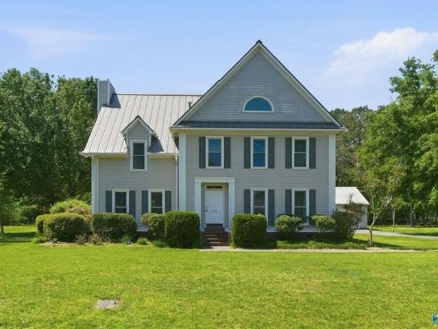 222 Montgomery Dr, Moulton, AL 35650