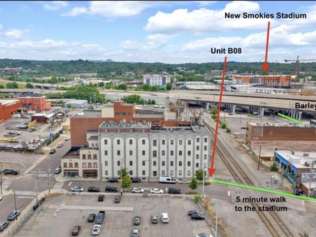 222 N Central St Apt B08, Knoxville, TN 37917