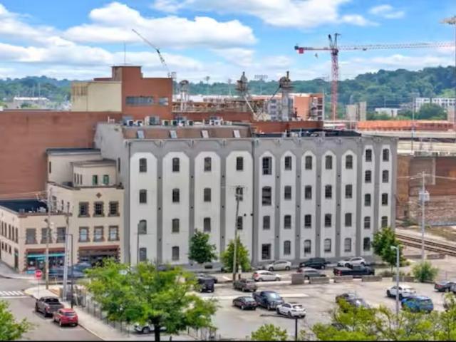 222 N Central St, Unit B7, Knoxville, TN 37917 | MLS #1336