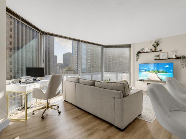 222 N Columbus Dr, Unit 1510, Chicago, IL 60601 | MLS #12601 | Compass
