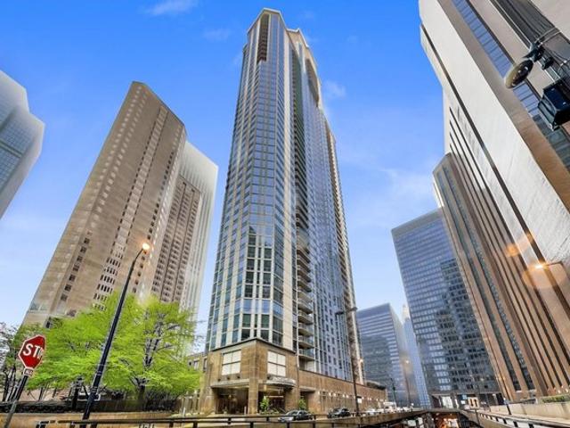 222 N Columbus Dr Apt 3401, Chicago, IL 60601