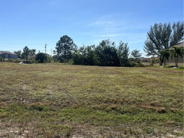 222 NE 15th Ter, Cape Coral, FL 33909 | MLS #224093 | Compass