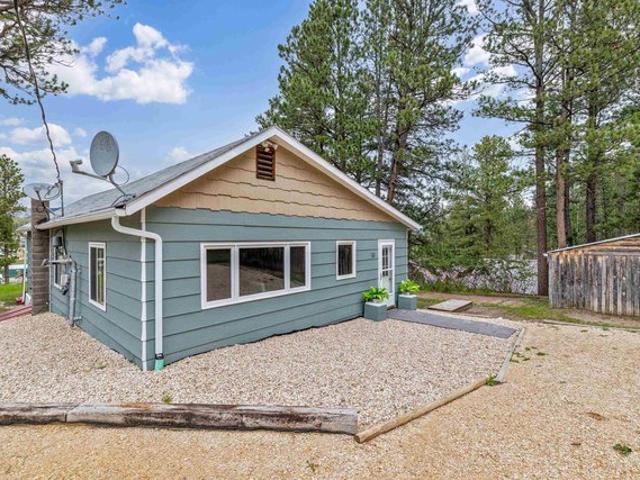 222 S 2nd St, Custer, SD 57730